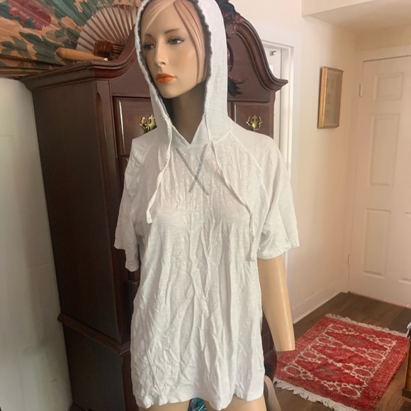 Broken Threads | Tops | Broken Threads Hood Tshirt | Poshmark
